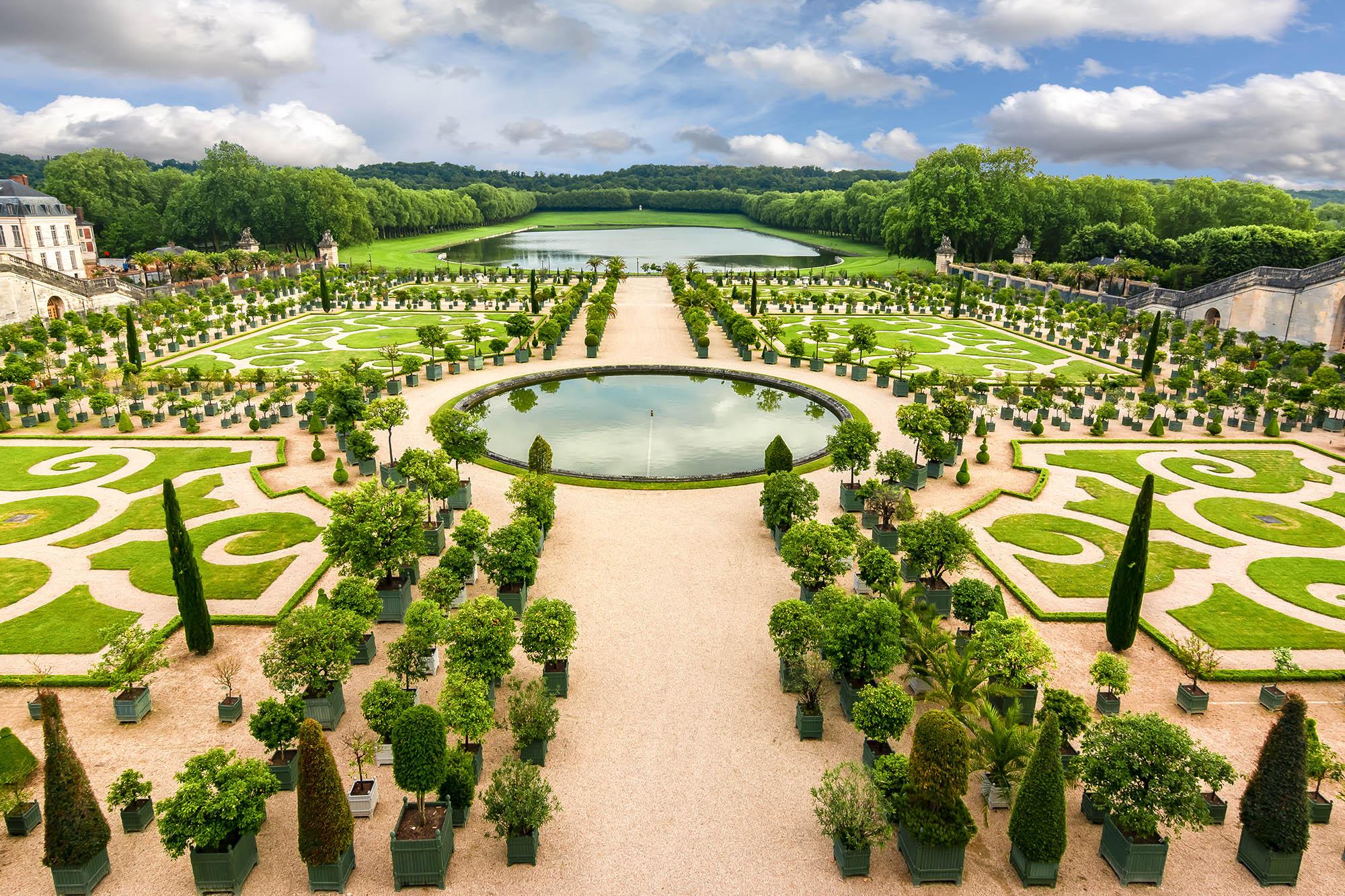 VERSAILLES CASTLE & CHARTRES (9 Hours) - Paris Best Way