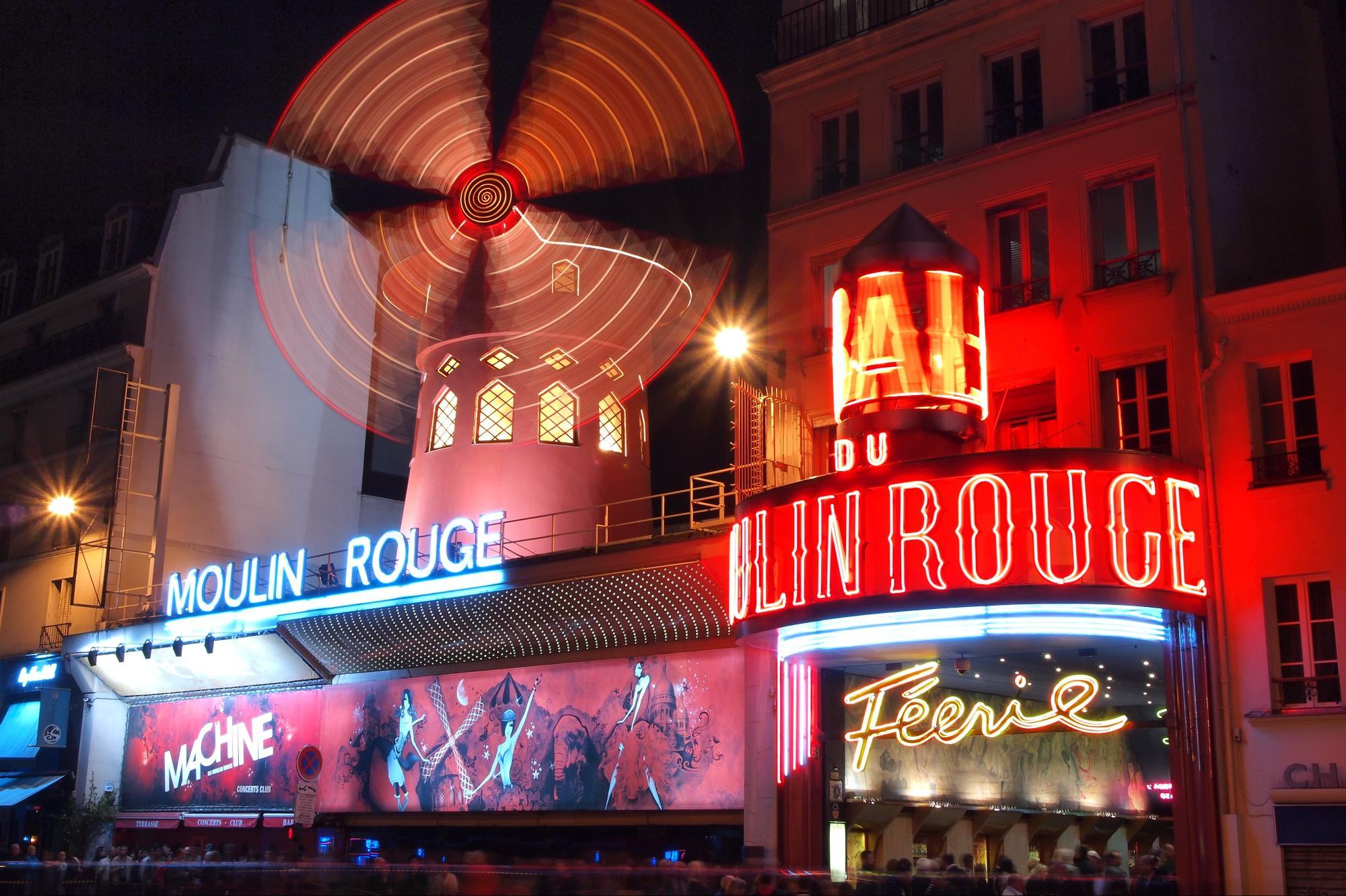 THE CRAZY HORSE - Paris Best Way